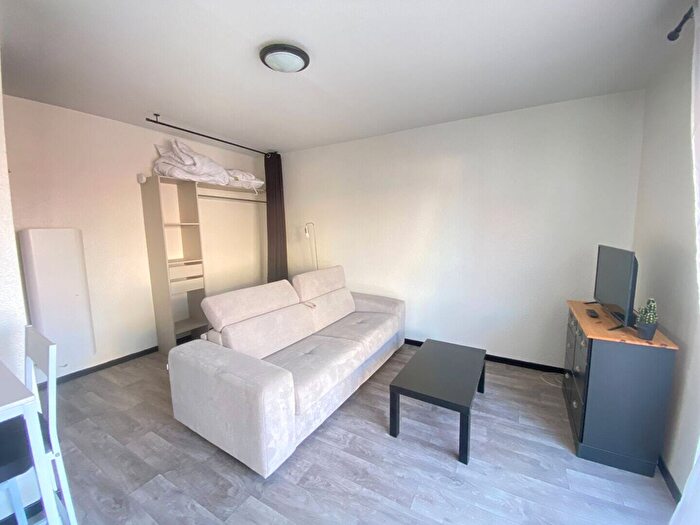 Appartement à louer - Centre Ville, Mont-de-Marsan - 1 pièce