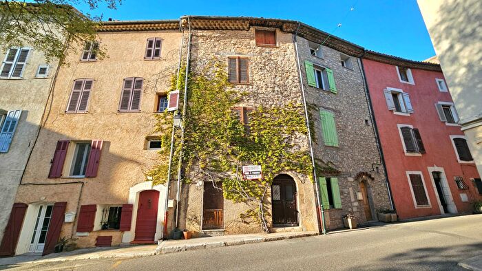 Maison à vendre - Claviers - 5 pièces - 3 chambres
