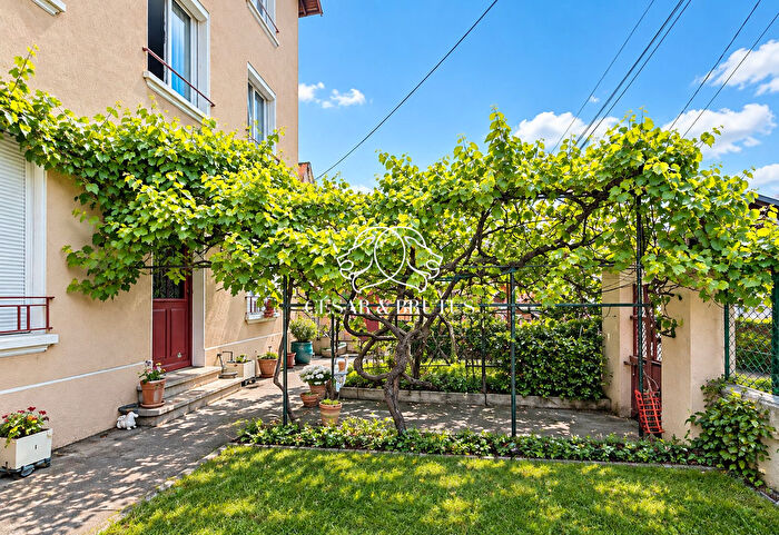 Lyon 8ème, La Plaine, Santy : Appartement 3 pièces à vendre