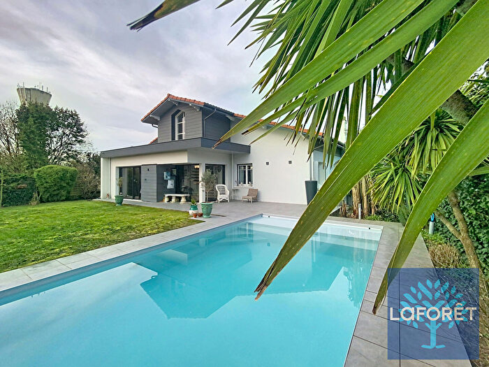 Maison à vendre - Dax, Saubagnacq, Berre - 5 pièces - 4 chambres