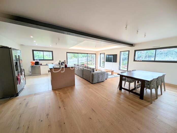 Maison à vendre - La Chapelle-Basse-Mer - 6 pièces - 4 chambres