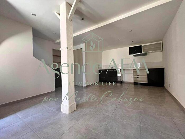 Maison à louer - Cruzy - 2 pièces - 1 chambre