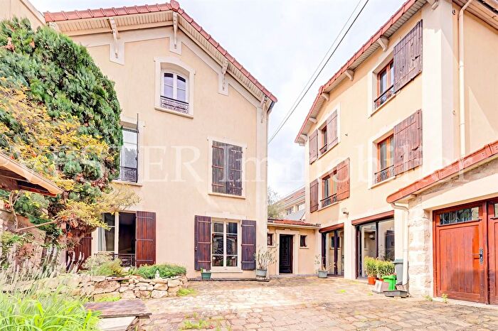 Bagneux, Centre-ville : Maison 7 pièces à vendre