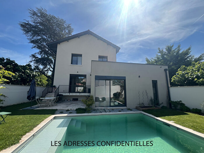 Maison à vendre - Lyon e , Champvert, Point du Jour, Jeunet - 6 pièces - 4 chambres