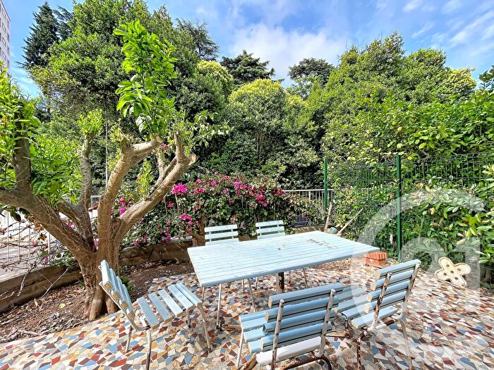Appartement 3 pièces à louer à Nice, Caucade