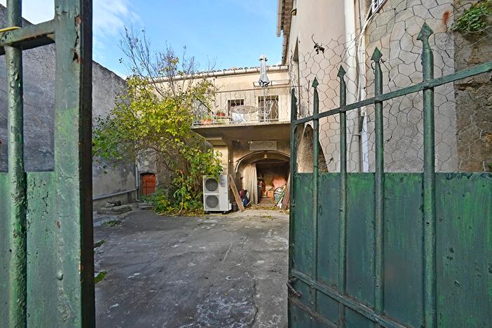 Maison à vendre - Sabran - 5 pièces - 4 chambres