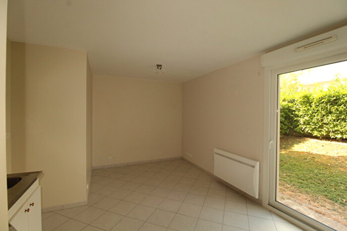 Appartement 1 pièce à Saint-André-les-Vergers, à louer