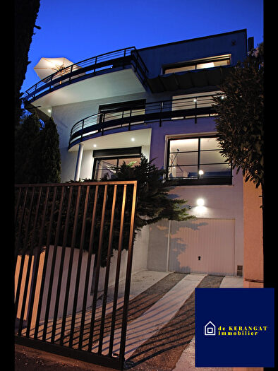 Maison à vendre - Le Plessis-Robinson - 8 pièces - 4 chambres