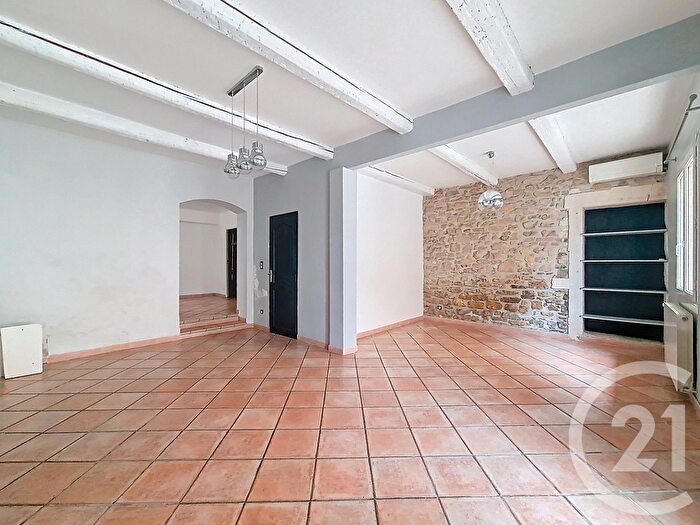 Maison à vendre - Aureille - 6 pièces - 4 chambres