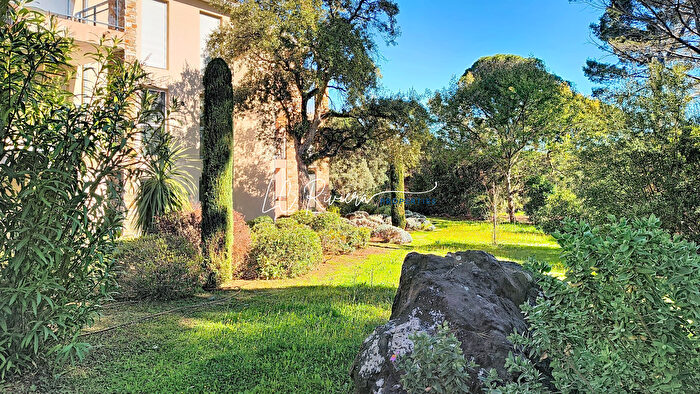 Appartement à vendre - Saint-Raphaël, Valescure, Vaulongue - 3 pièces - 2 chambres