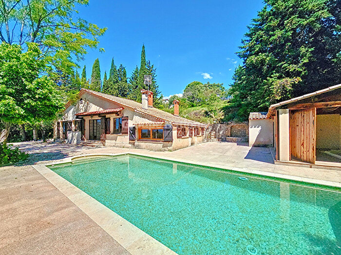 Maison à vendre - Callian - 5 pièces - 4 chambres