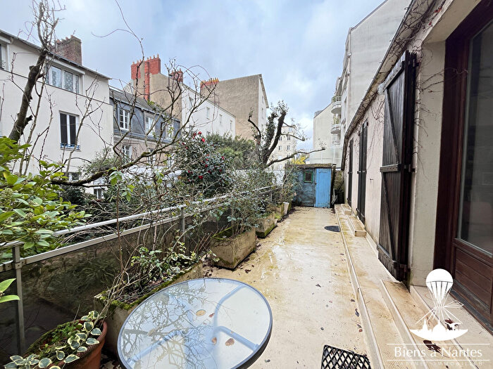 Appartement à vendre - Nantes, Centre-ville - 4 pièces - 2 chambres