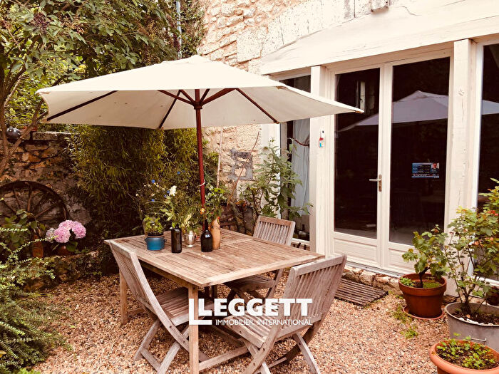 Maison à vendre - Saint-Pardoux-la-Rivière - 9 pièces - 3 chambres