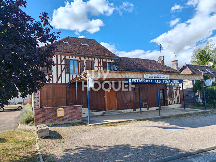 Maison 12 pièces à vendre à Géraudot