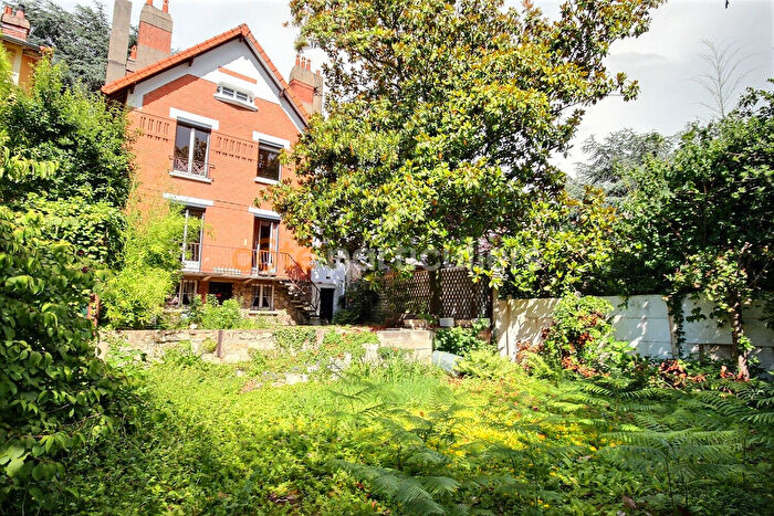 Maison 6 pièces à vendre à Châtillon, Stade