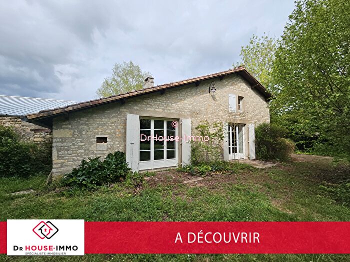 Prahecq : Maison 8 pièces à vendre