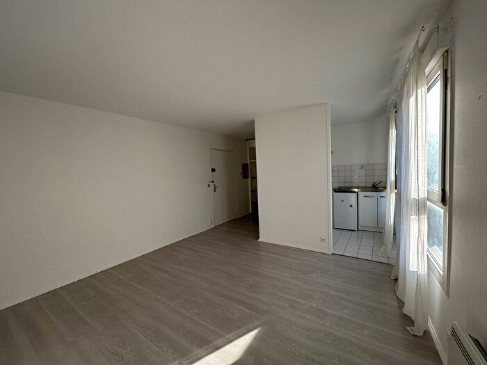 Saint Augustin, Tauzin, Alphonse Dupeux, Bordeaux : Appartement 1 pièce à louer