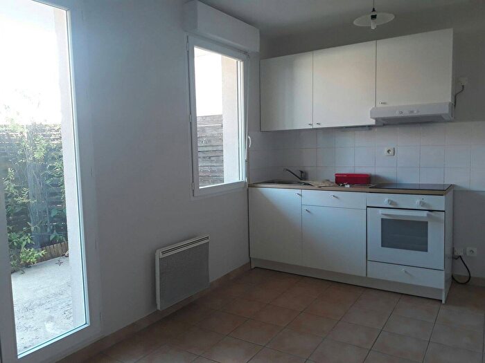 Appartement 2 pièces à Juilly, à louer