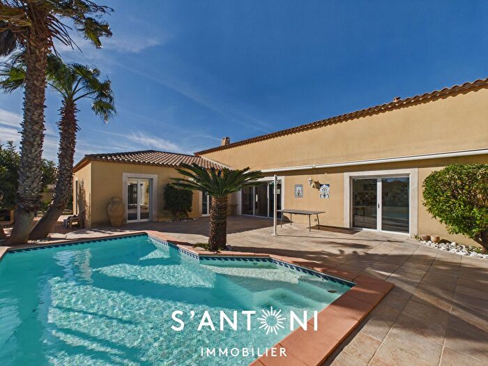 Maison à vendre - Sérignan - 6 pièces - 5 chambres