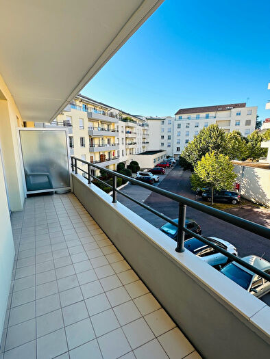 Appartement à louer - Limoges, Centre-ville, Hôtel de Ville, Emailleurs - 3 pièces - 2 chambres