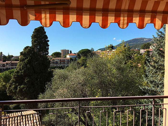 Appartement 3 pièces à Vence, Saint-Martin, Lubiane, Le Suve, à louer