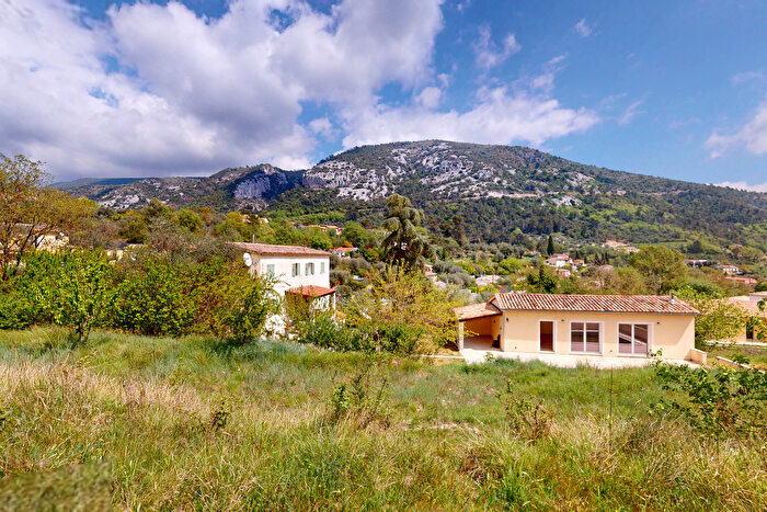 Maison 9 pièces à vendre - Tourrette-Levens