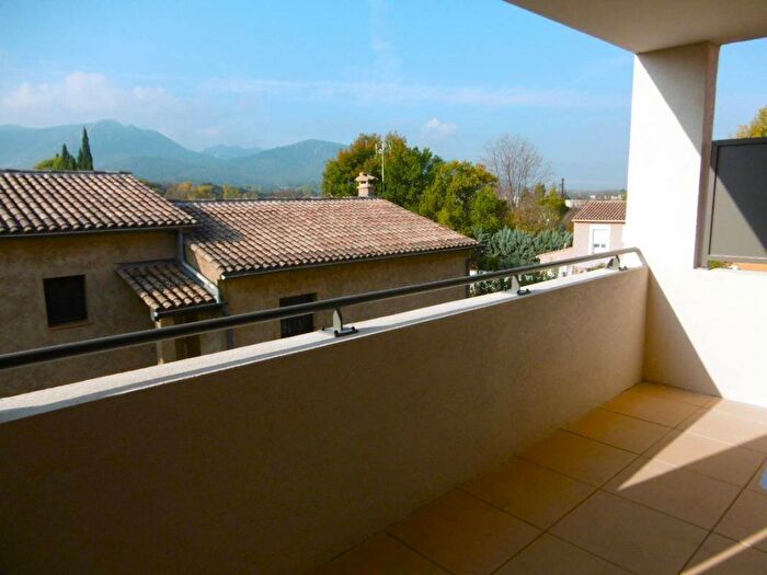 Appartement à louer - Centre Vieille Ville, Brignoles - 2 pièces - 1 chambre