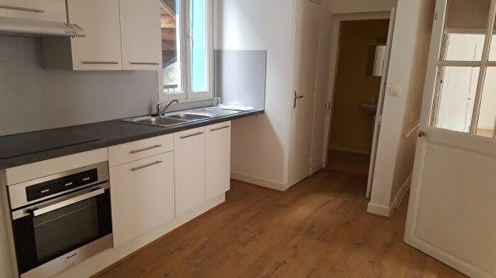 Appartement à louer - Tulle, Gare, Rive Gauche, Condamines, Marquisat - 4 pièces - 2 chambres