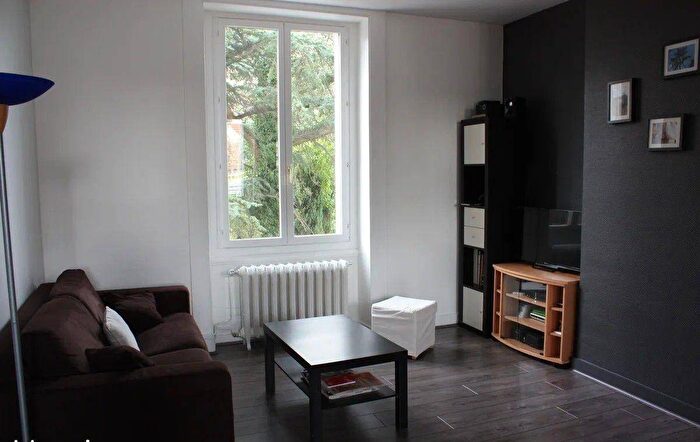 Appartement à louer - Saint-Étienne - 4 pièces - 3 chambres