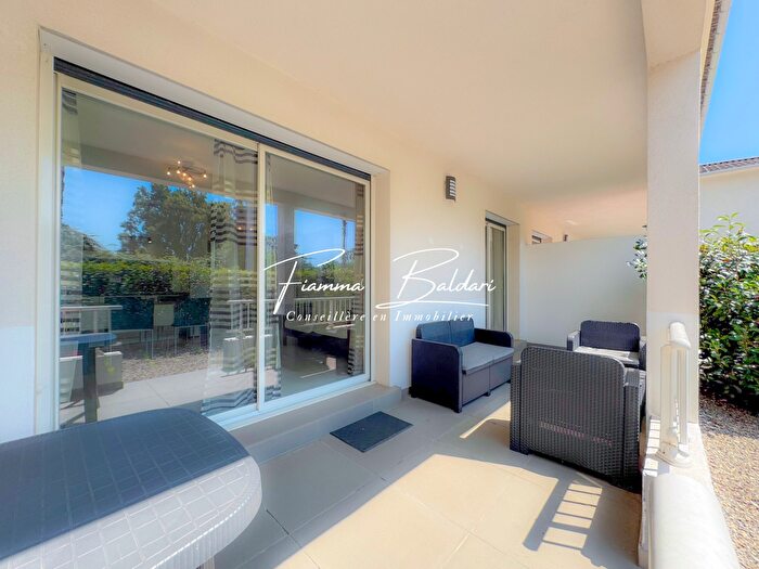 Santa-Lucia-di-Moriani - Appartement 3 pièces à louer