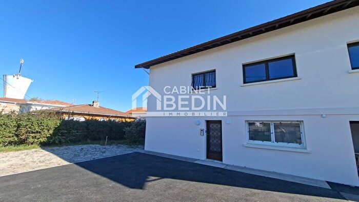 Appartement 3 pièces à Arès, à louer