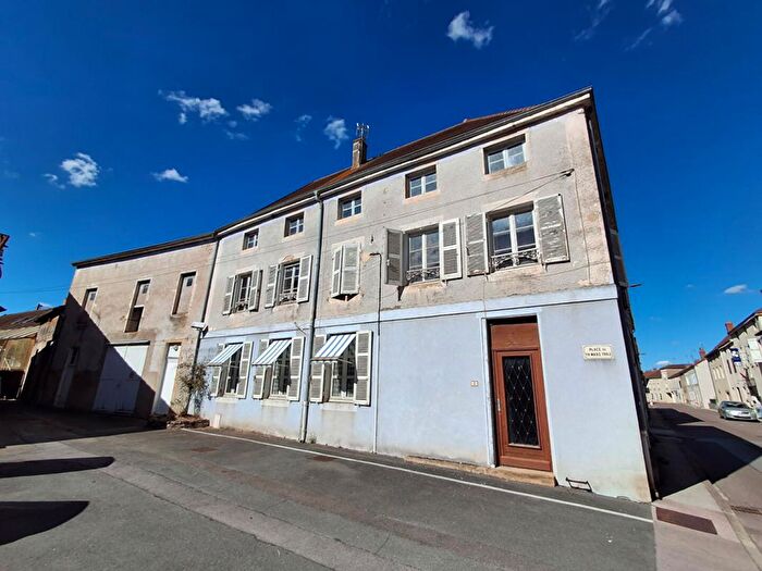Salornay-sur-Guye - Maison 10 pièces à vendre