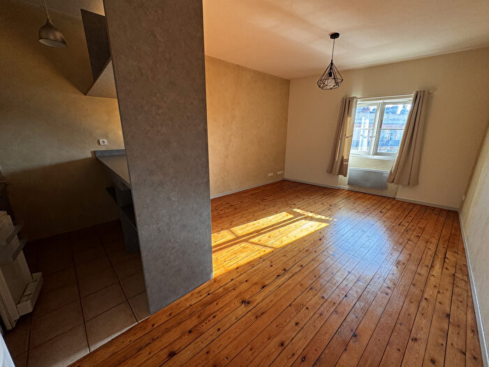 Appartement à louer - Toulouse, Les Carmes-Esquirol - 2 pièces - 1 chambre