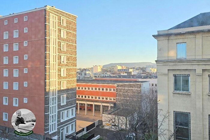 Appartement à vendre - Clermont-Ferrand, Delille, Cathédrale, La Gare - 2 pièces - 1 chambre
