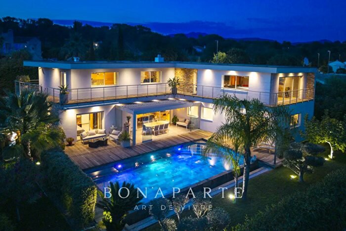 Maison 7 pièces à Saint-Raphaël, Valescure, Vaulongue, à vendre