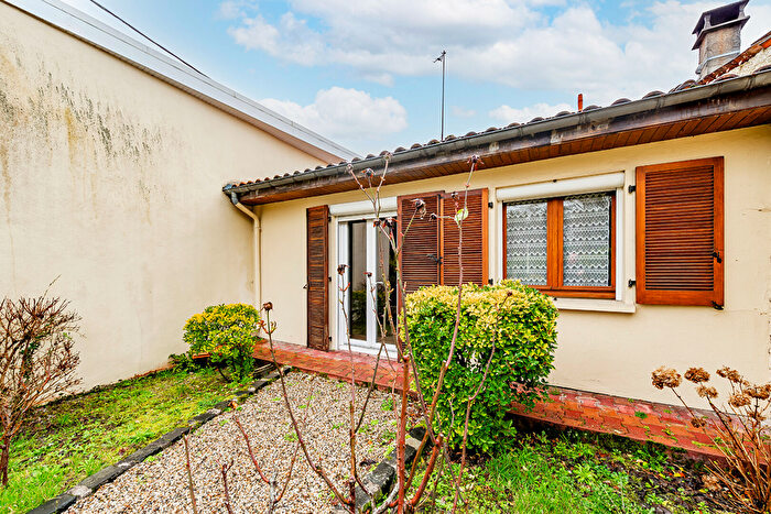 Maison à vendre - Blanquefort, Caychac - 3 pièces - 2 chambres