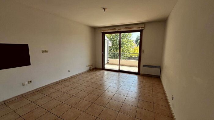 Appartement 1 pièce à Les Genêts-Le Vinatier-Le Lessivas, Bron, à louer