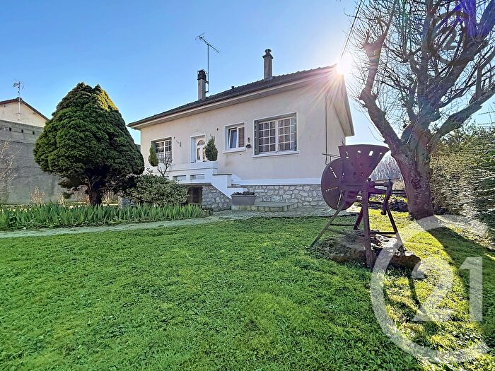 Maison à vendre - Châtenay-sur-Seine - 4 pièces - 3 chambres