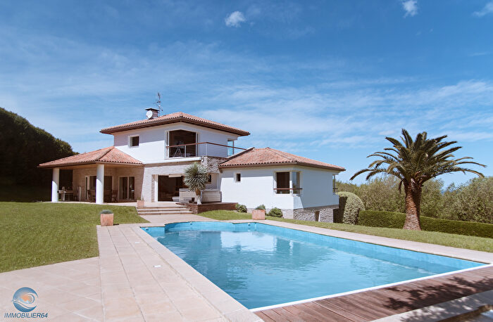 Maison à vendre - Urrugne - 7 pièces - 5 chambres