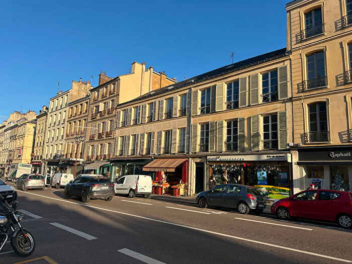 Versailles, Saint-Louis - Appartement 5 pièces à vendre