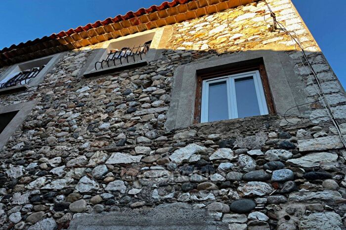 Appartement à louer - Saint-Bauzille-de-Putois - 4 pièces - 3 chambres