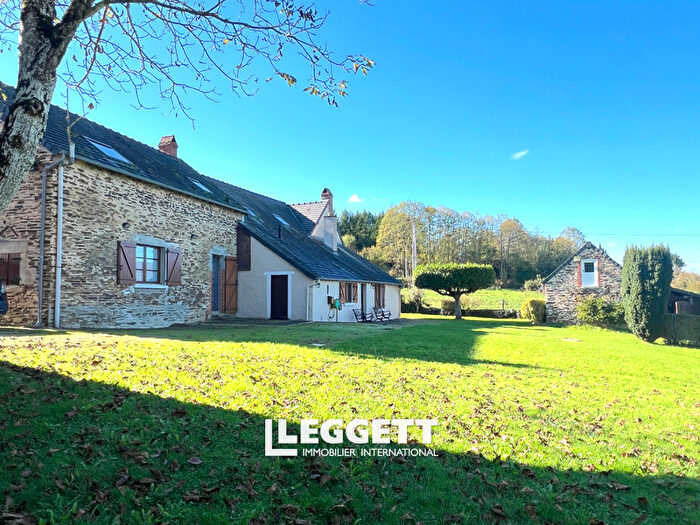 Maison 11 pièces à vendre à Sazeray