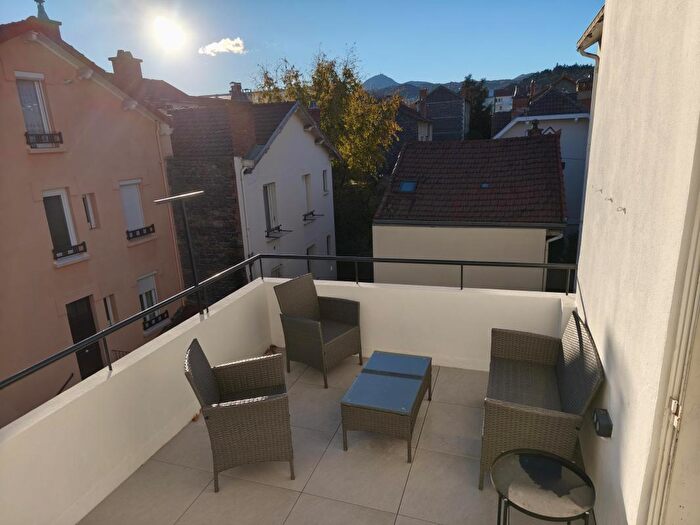 Appartement à vendre - Clermont-Ferrand, Chanteranne, La Glacière - 1 pièce - 4 chambres