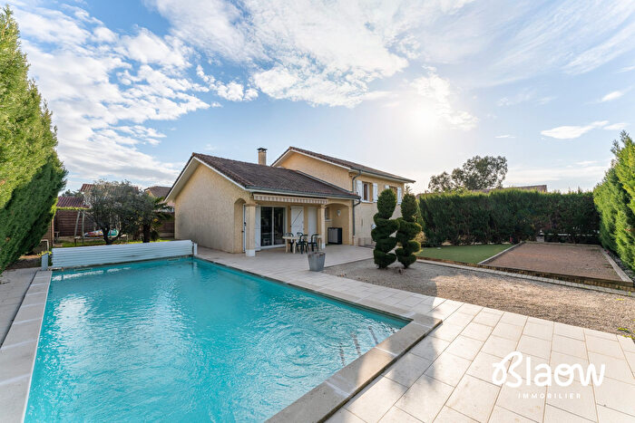 Maison à vendre - Charvieu-Chavagneux - 6 pièces - 5 chambres