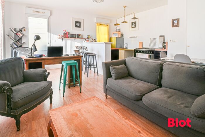 Appartement à vendre - Dinan - 4 pièces - 3 chambres