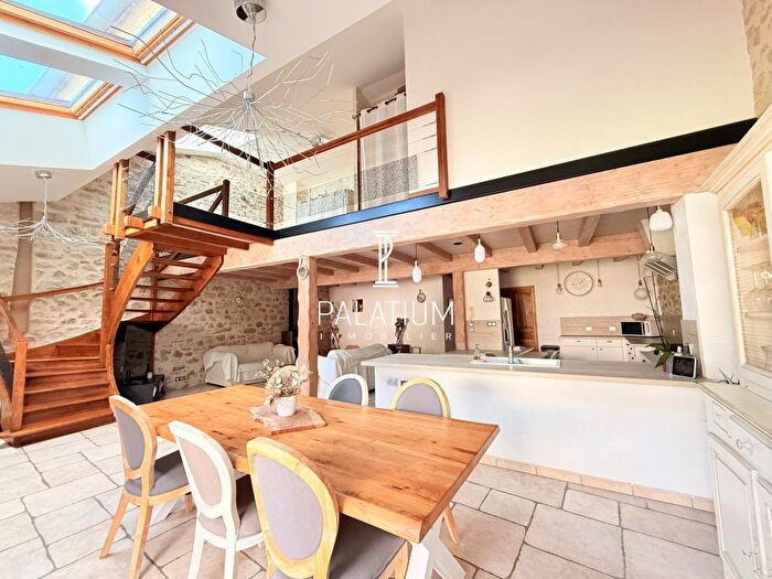 Maison 5 pièces à Bevons, à vendre