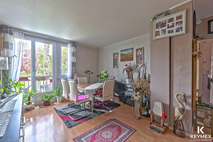 Appartement à vendre - Franconville, Hôtel de Ville - 4 pièces - 3 chambres