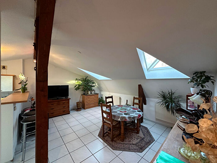 Appartement à vendre - Mulhouse, Cité-Briand - 2 pièces - 1 chambre