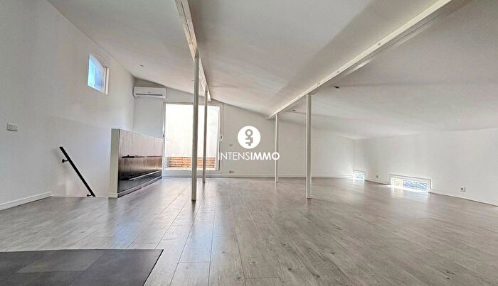 Centre ville, Bordeaux : Appartement 4 pièces à louer
