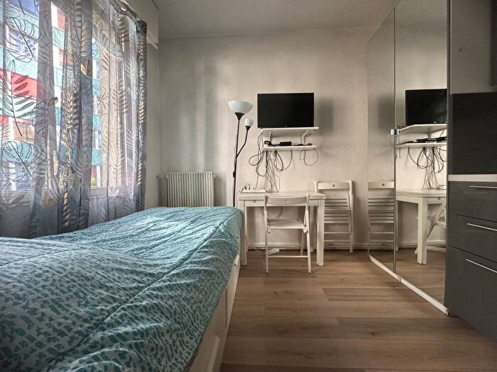 Appartement à louer - Le Vésinet - 1 pièce